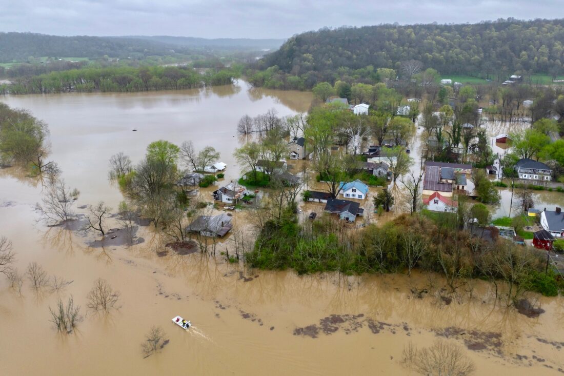 Rising rivers threaten U.S. South and Midwest after barrage of rain and ...